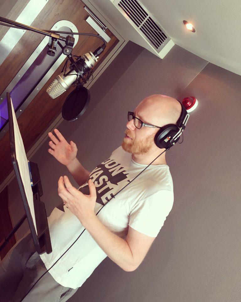 Rich Keeble: Voiceover Artist & Voice Actor – British, deep, rich and ...